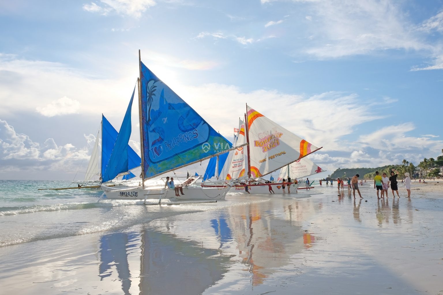 Paraw Sunset Sailing 1 Pax – Boracay Activities | VIAJE.com.ph