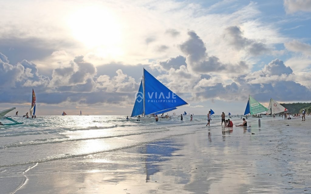 Paraw Sunset Sailing 1 Pax – Boracay Activities | VIAJE.com.ph
